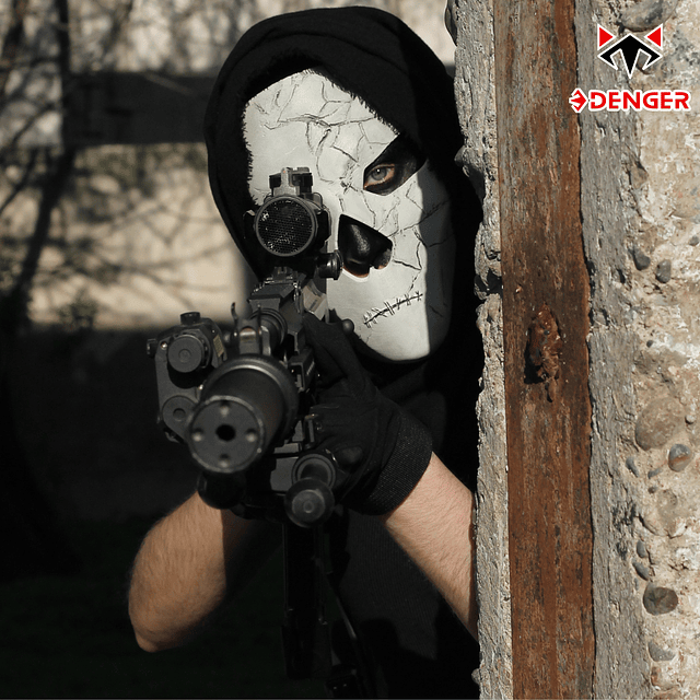 Máscara 3D Farah - COD MW2