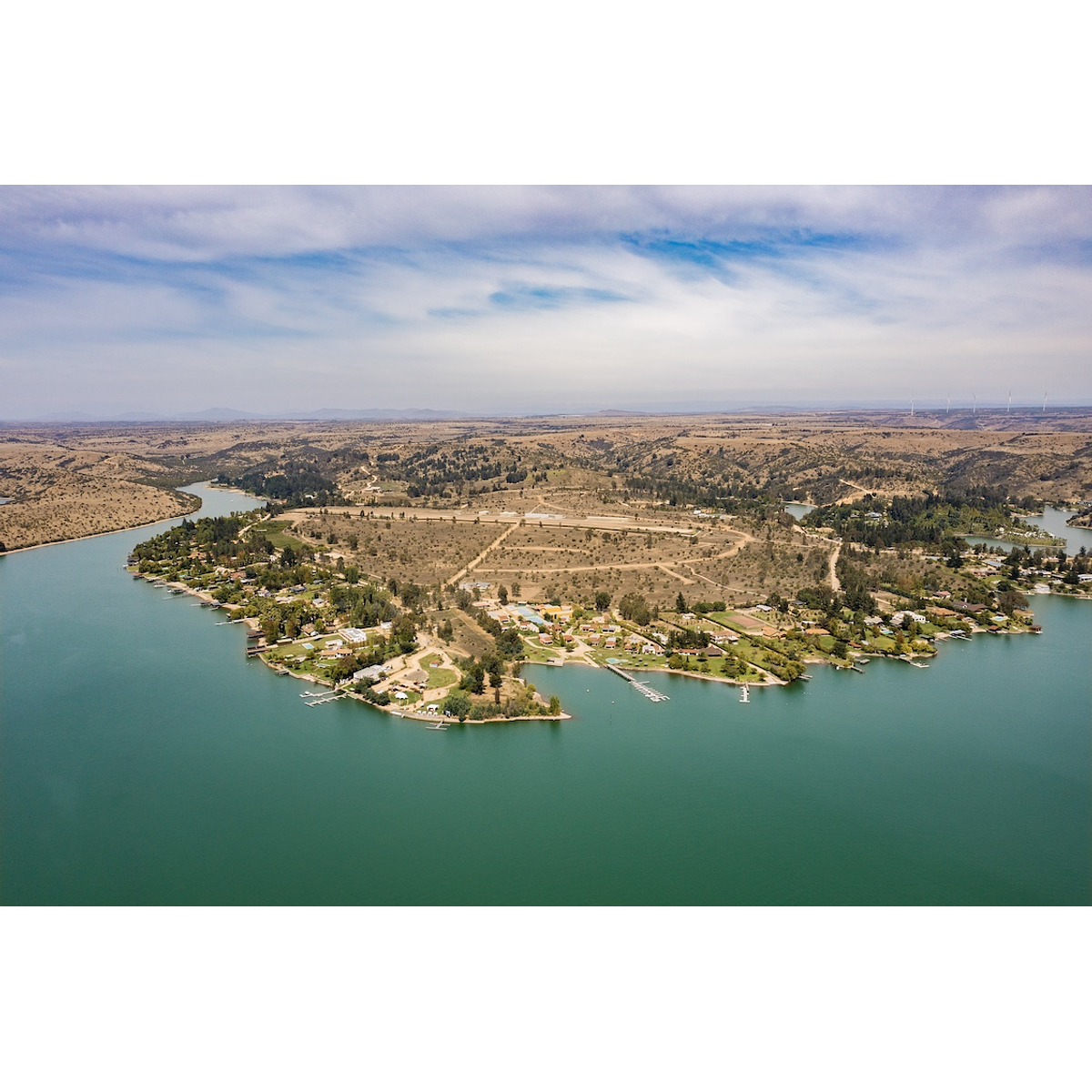 Foto aérea del Lago Rapel en Chile - foto stock