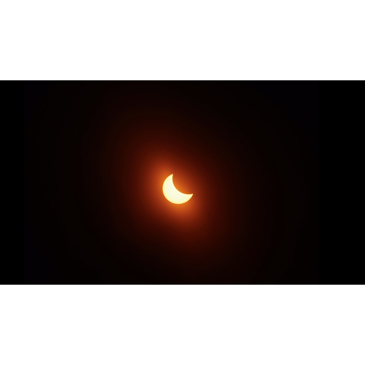 Espectacular video eclipse solar, 2019, desde Chile