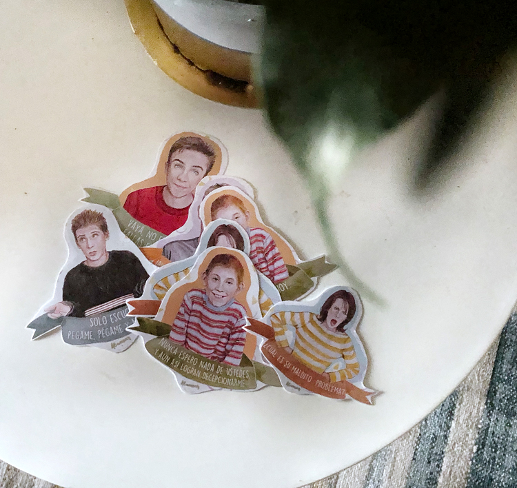 SET 8 STICKERS MALCOLM IN THE MIDDLE