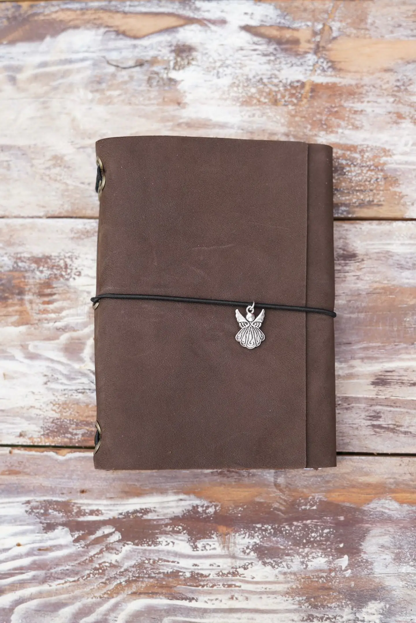 Journal Tamaño A6 (10,5 x 14,8 cm) + 3 Libretas Incluidas