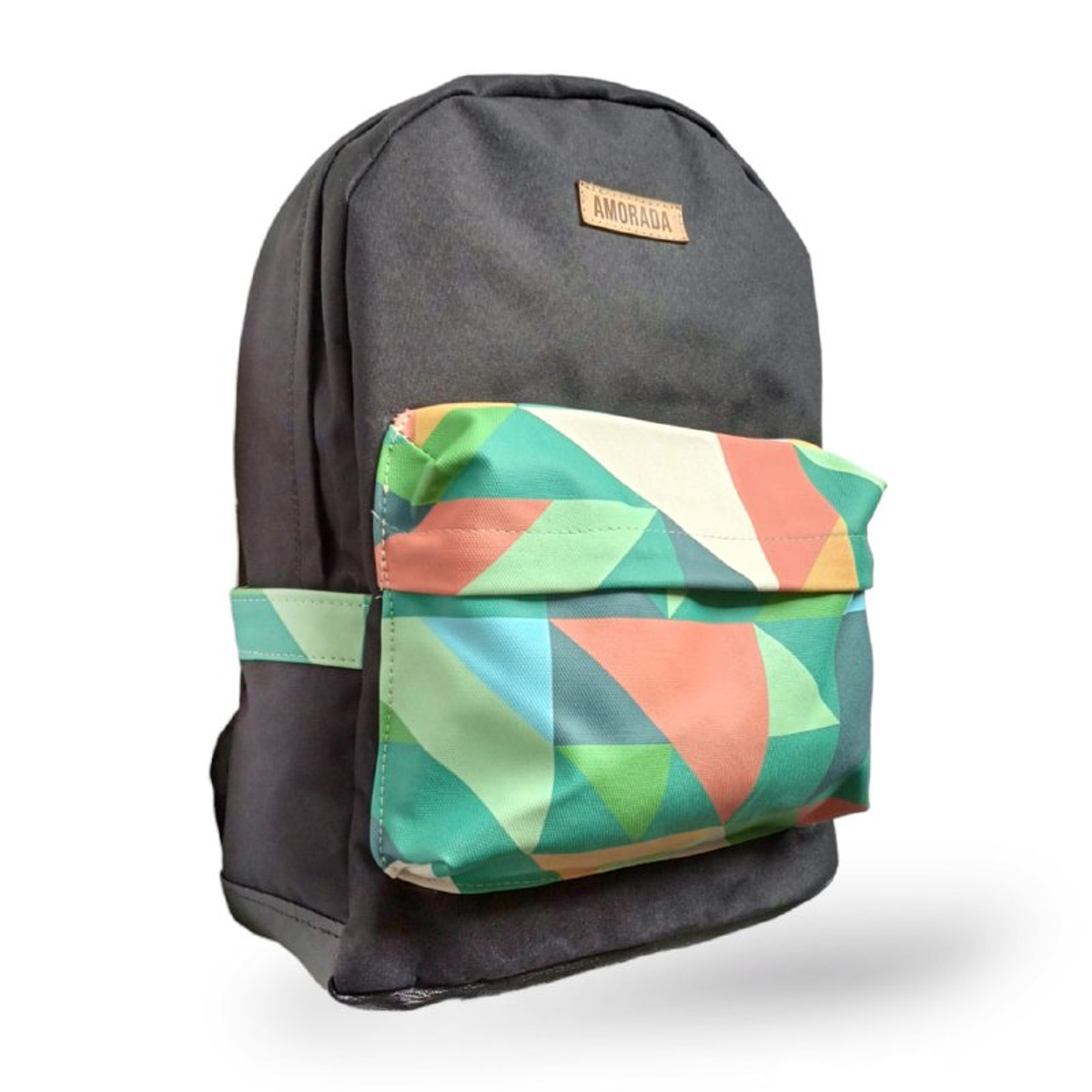 Urbania: Estilo y Aventura en un Morral