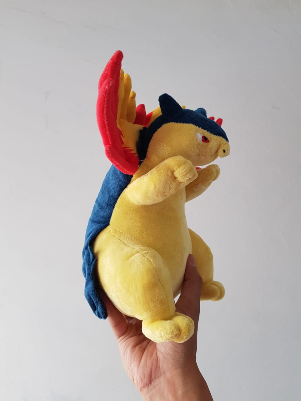 Pokemon Peluche Typhlosion 25 cm