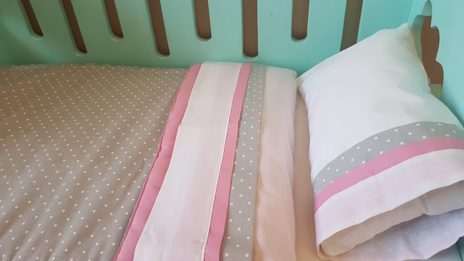 Kit de Cuna - Gris Puntos Blancos - Rosado Liso