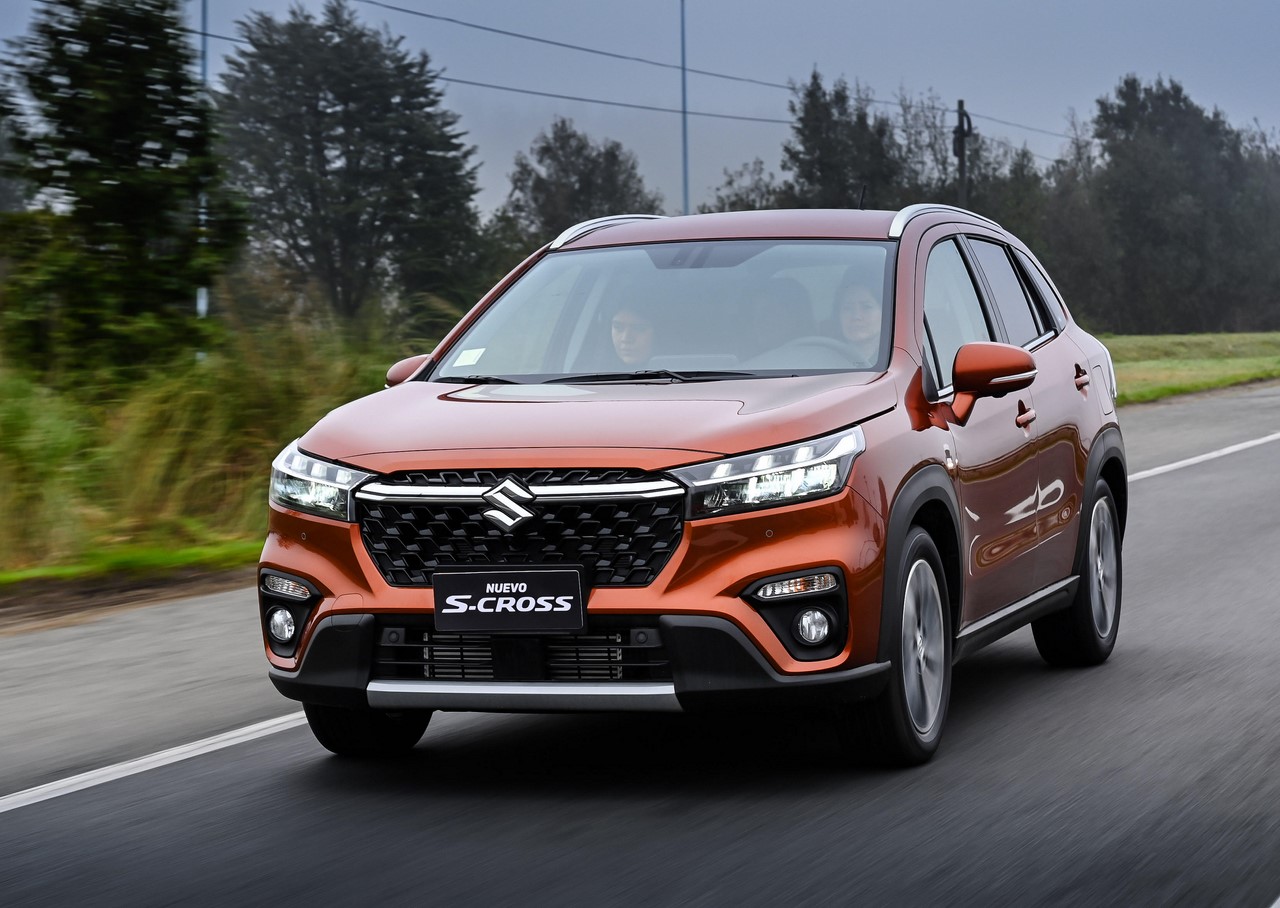 Suzuki S-Cross llega a Chile para asumir nuevos desafíos | Berríos ...