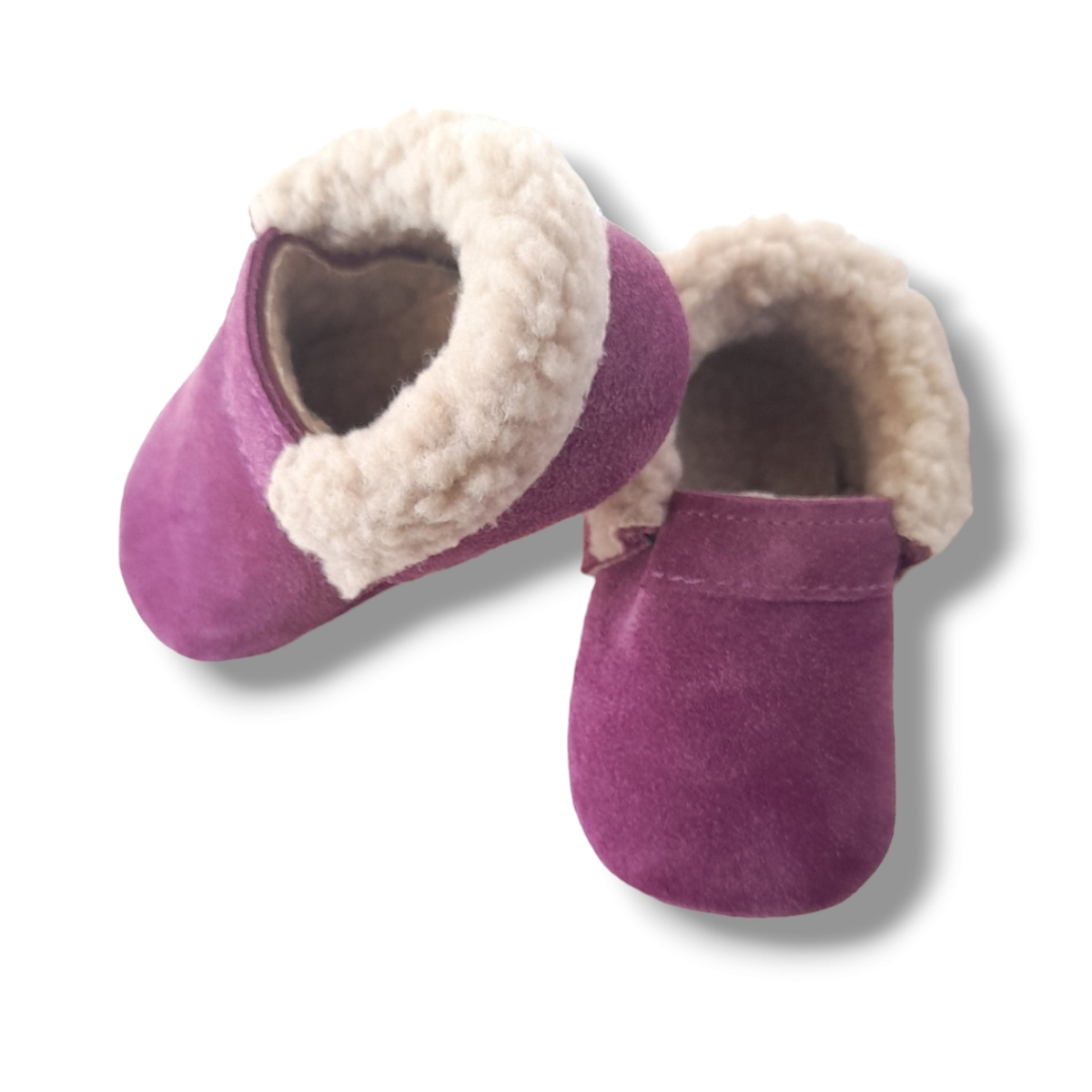 Moccs clásico con chiporro color morado