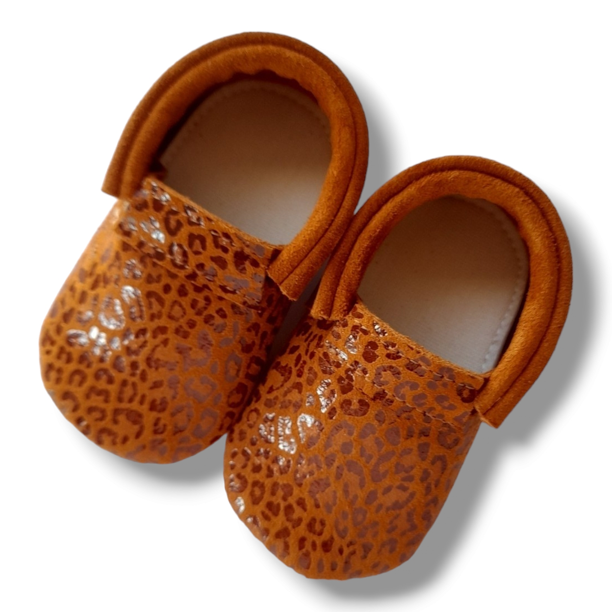 Moccs clásico reno animal print chita