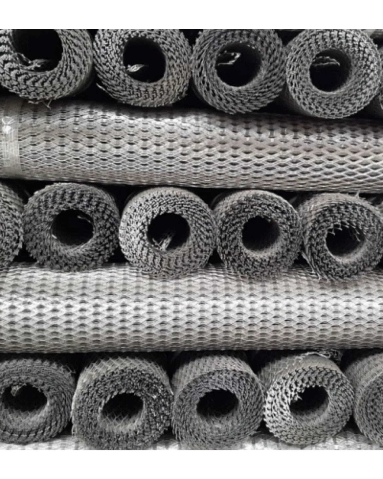 ROLLO DE METAL DESPLEGADO