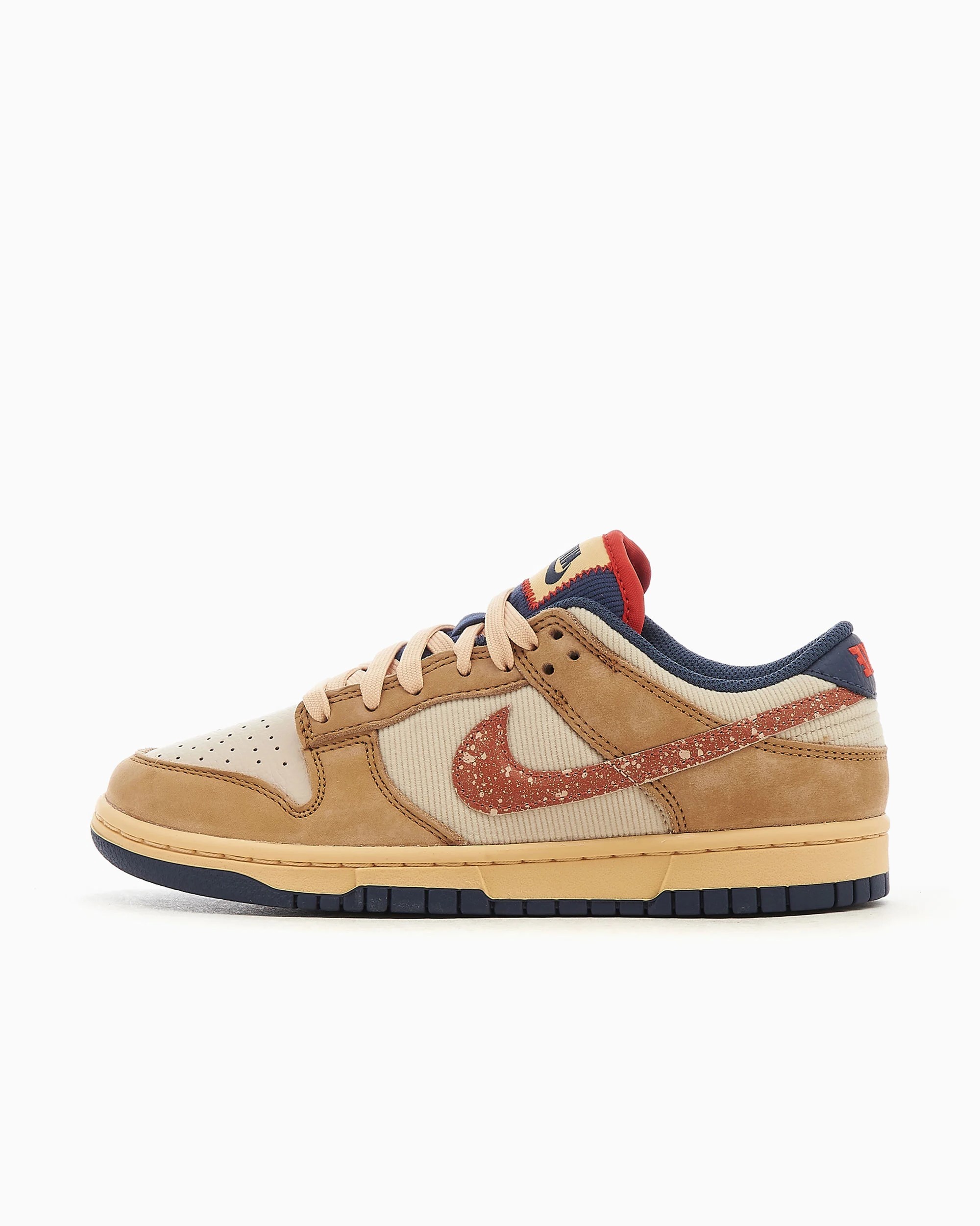 Nike Dunk Low Sketch and Exploration