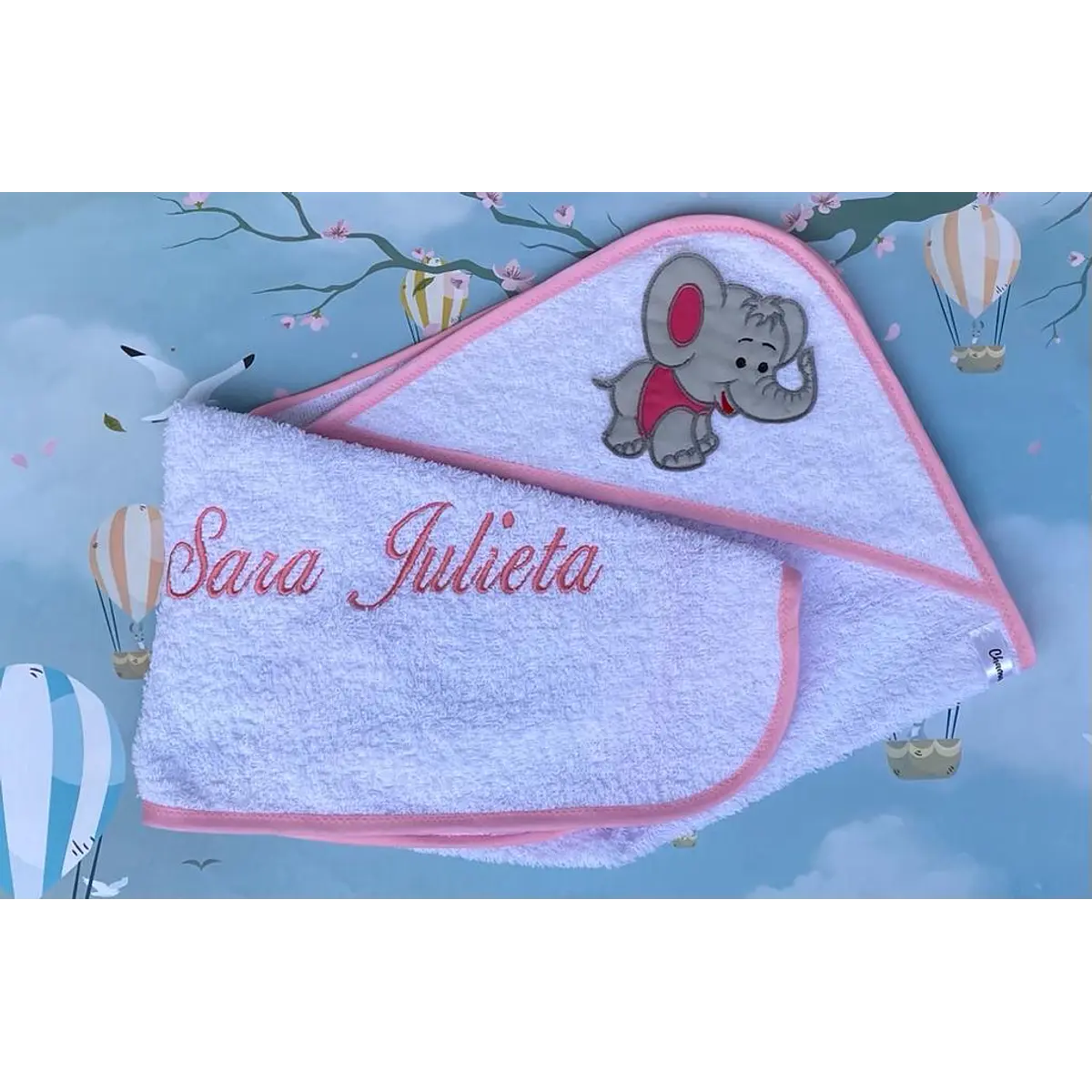Toalla borde rosa personalizada con aplique elefante