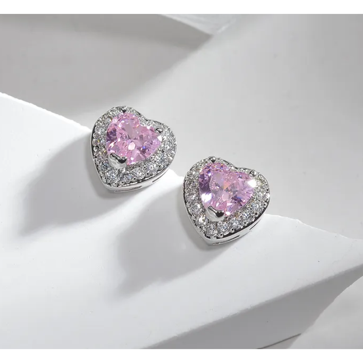 Broqueles en cobre blanco con diamante rosa corazón de imit | CLEO ...