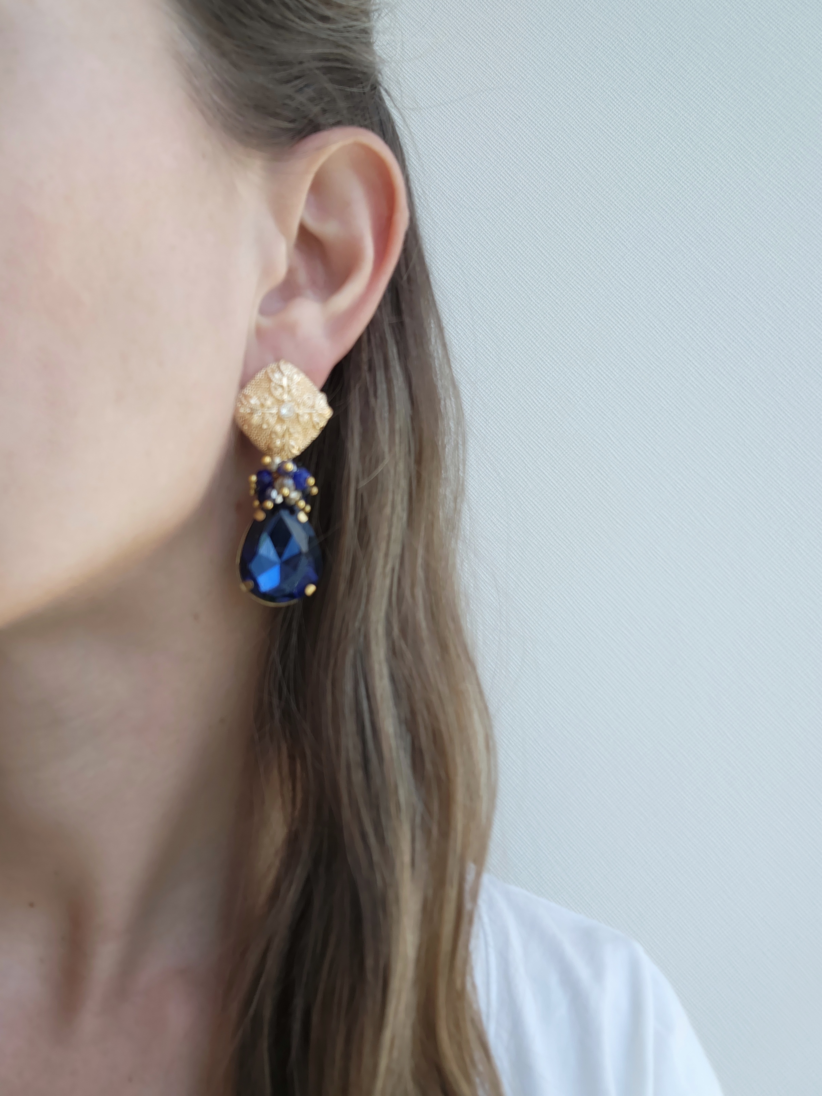 Aros Azul oscuro con racimo