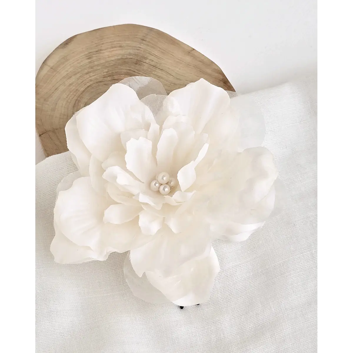 Flor 10 cms crema
