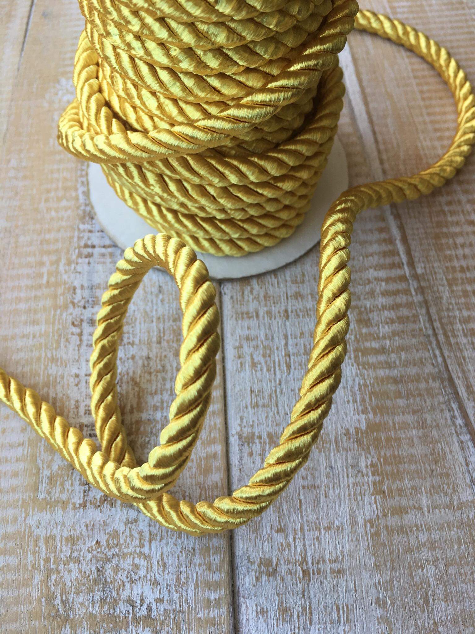 Cordón Torcido Satinado por metro