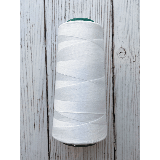 Hilo en cono poliéster