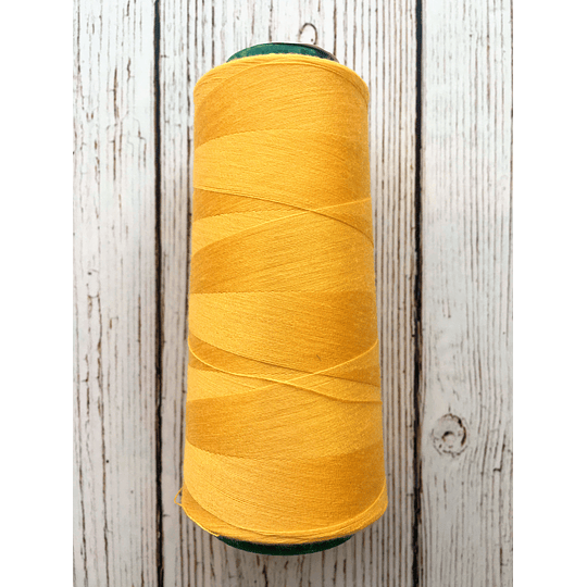 Hilo en cono poliéster