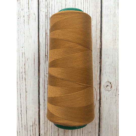 Hilo en cono poliéster