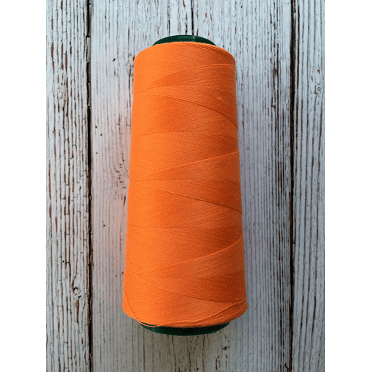 Hilo en cono poliéster