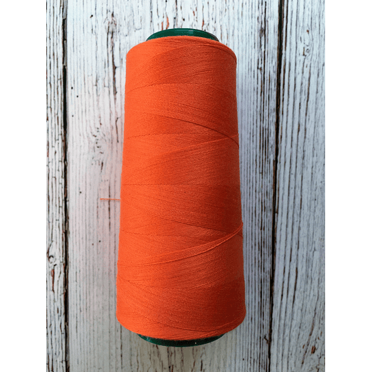Hilo en cono poliéster