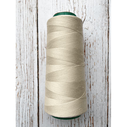 Hilo en cono poliéster