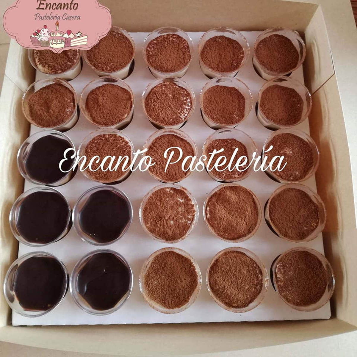 CAJA PARA 25 POSTRES