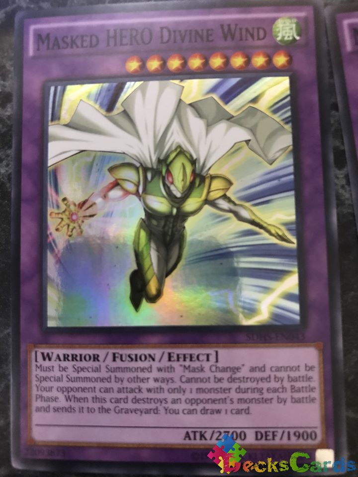 Masked Hero Divine Wind - SDHS-EN043 - Super Rare Unlimited