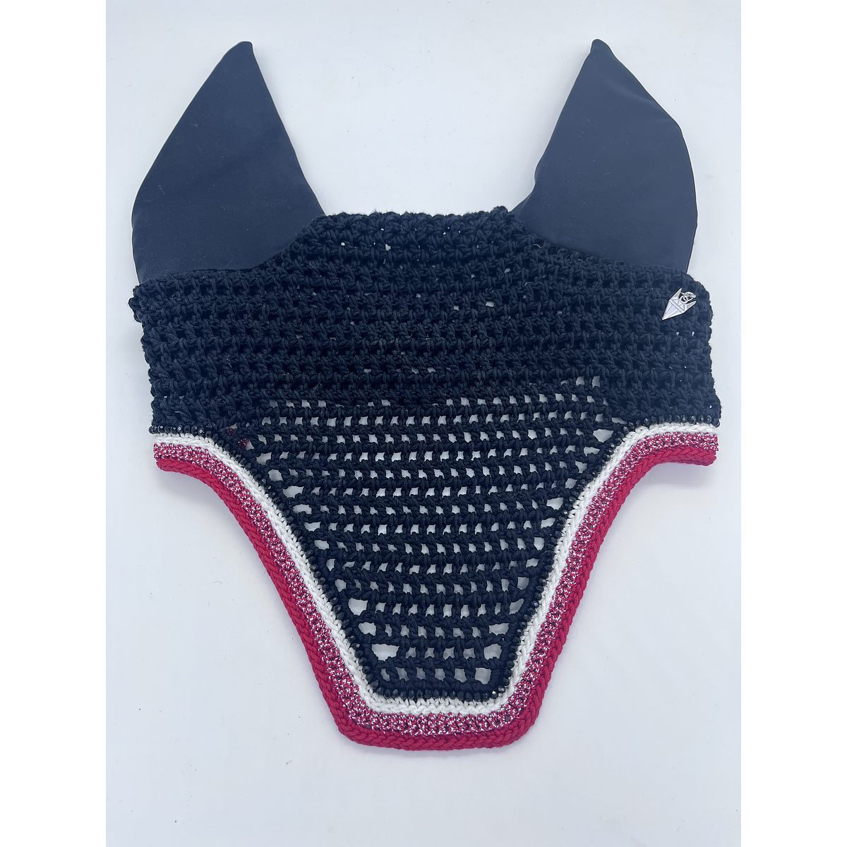 Soundproof Bonnet with Red Sparkle Trim