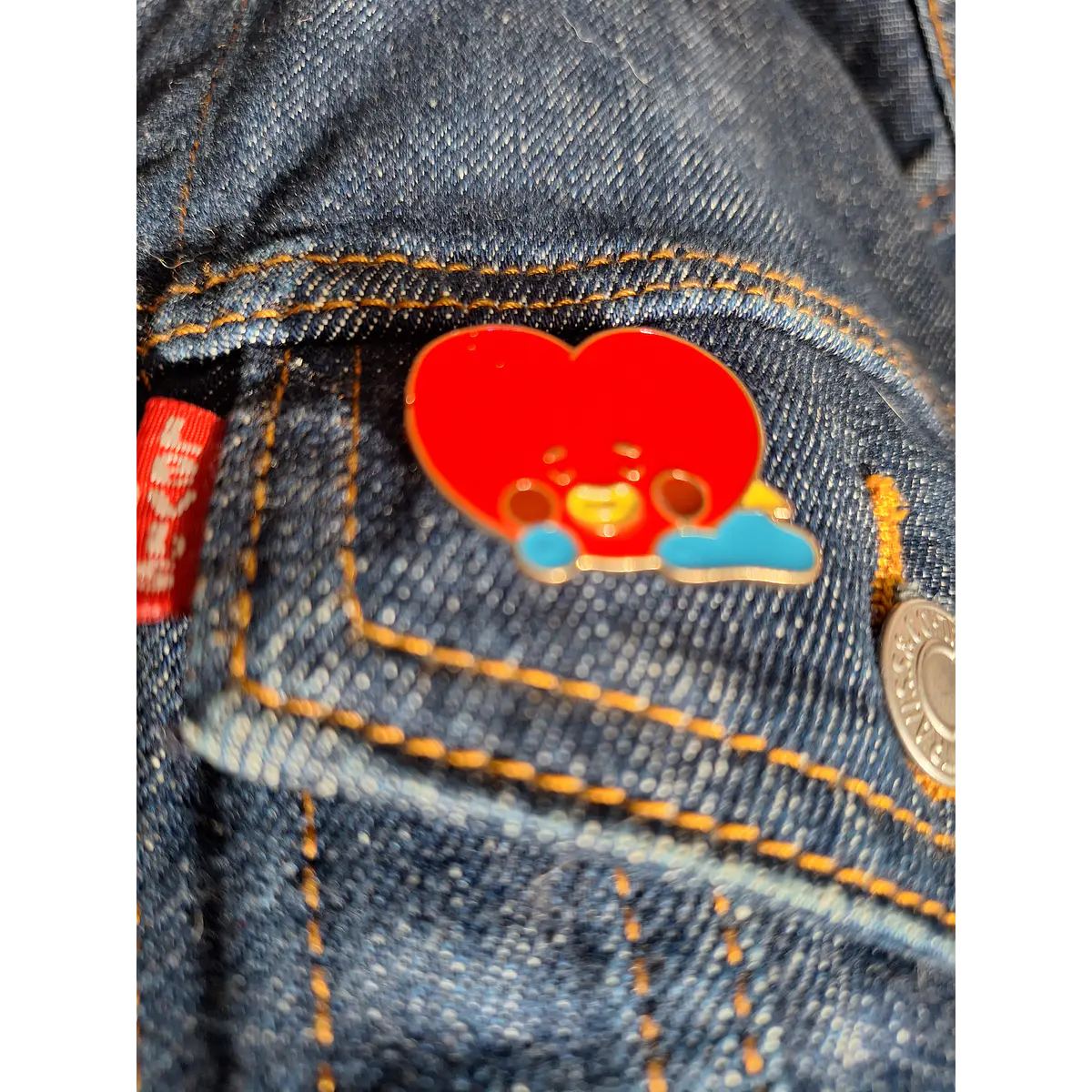 Pins - Bt21 Tata 3