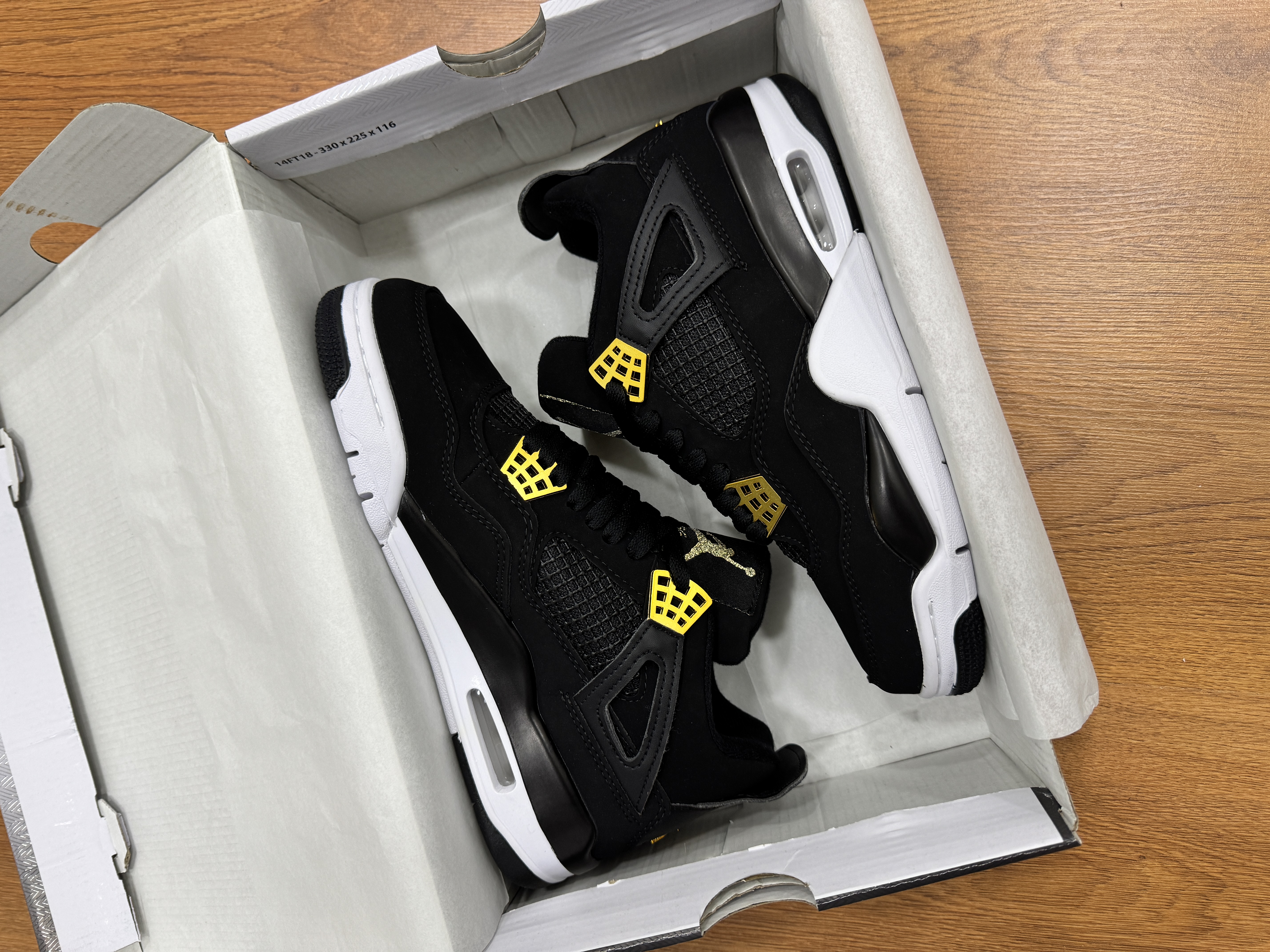 Jordan Retro 4 Royalty