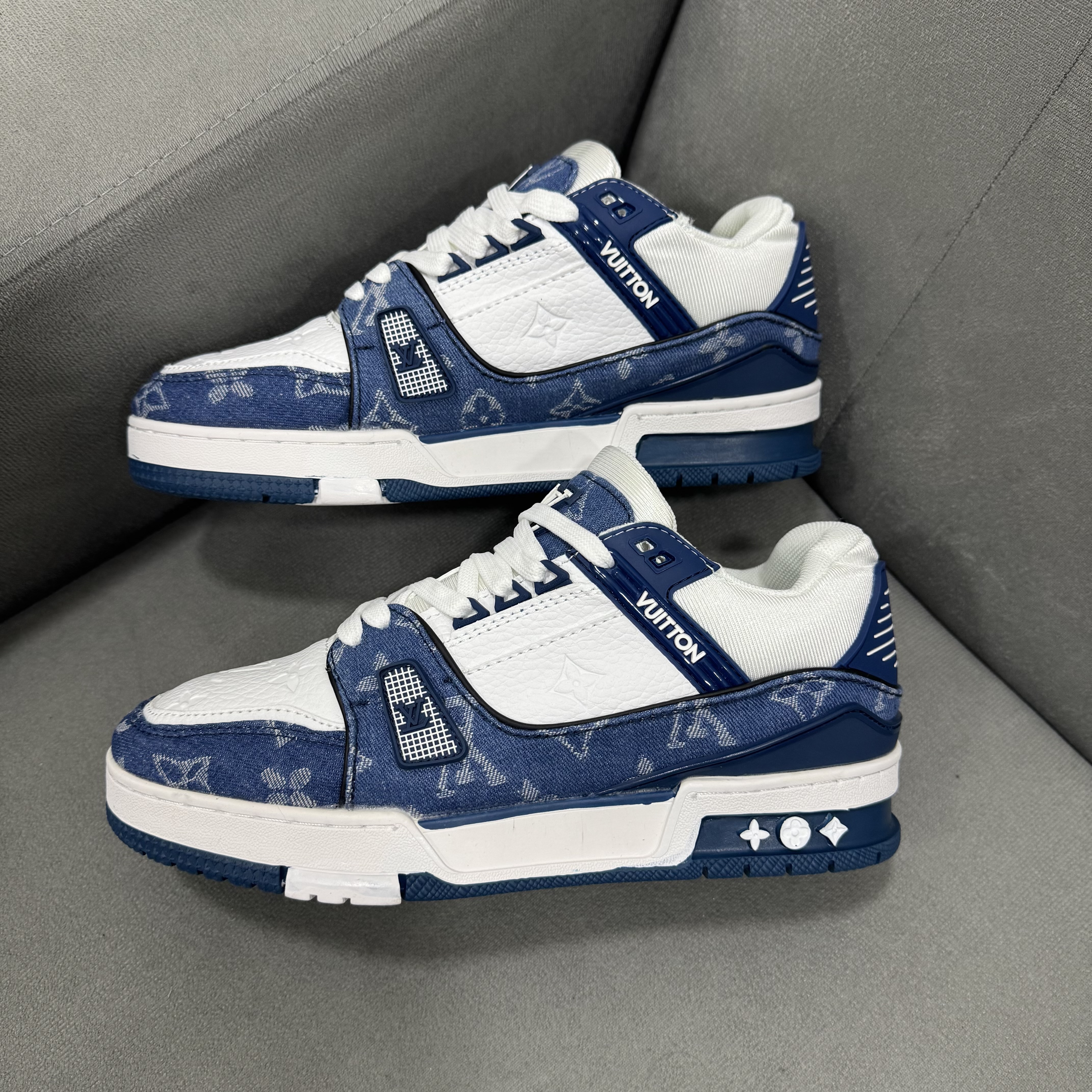 Louis Vuitton Trainer Azul