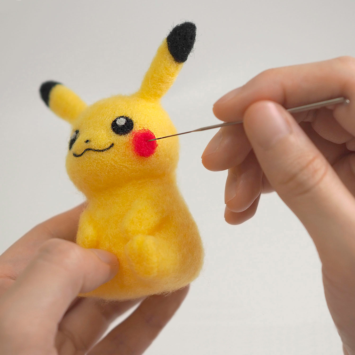 Pikachu · Kit Fieltro de Lana · Handmade Goods | Doki Doki Store