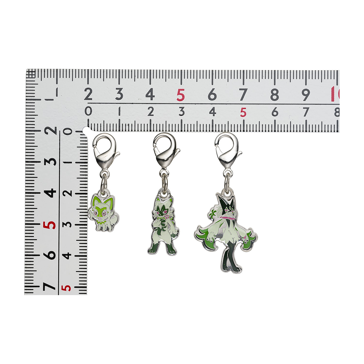 Evoluciones #906 Sprigatito · Dijes Pokédex | Doki Doki Store