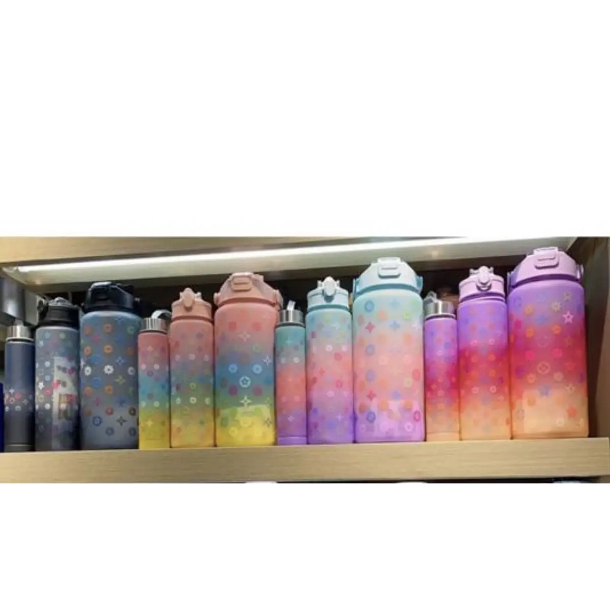 SET DE 3 BOTELLAS DISEÑO LV COLORES