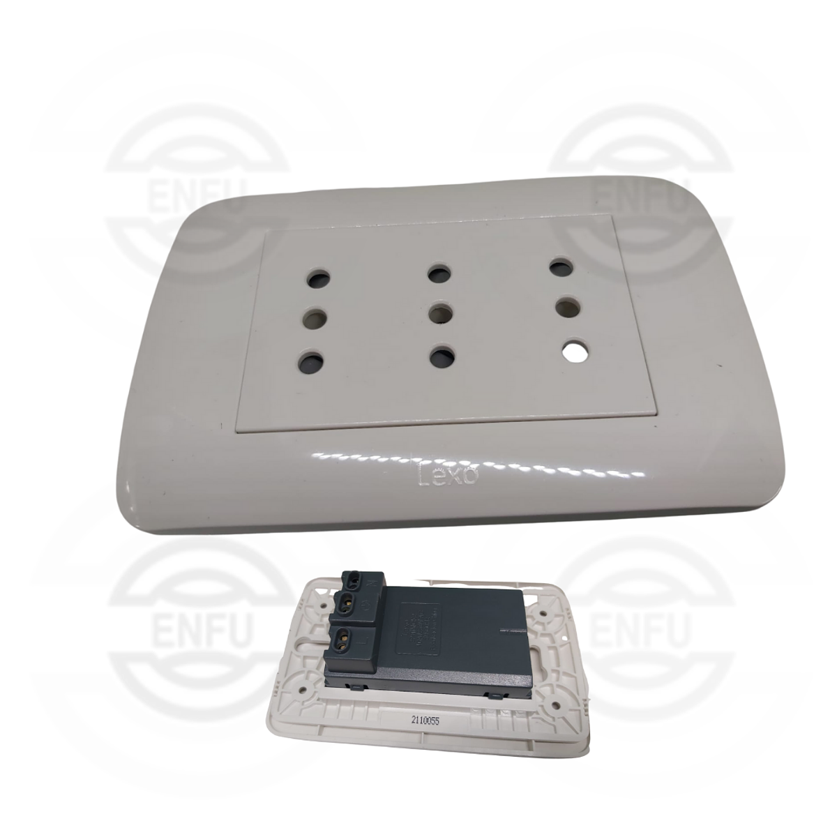 Enchufe triplex 10A blanco armado embutido Lexo