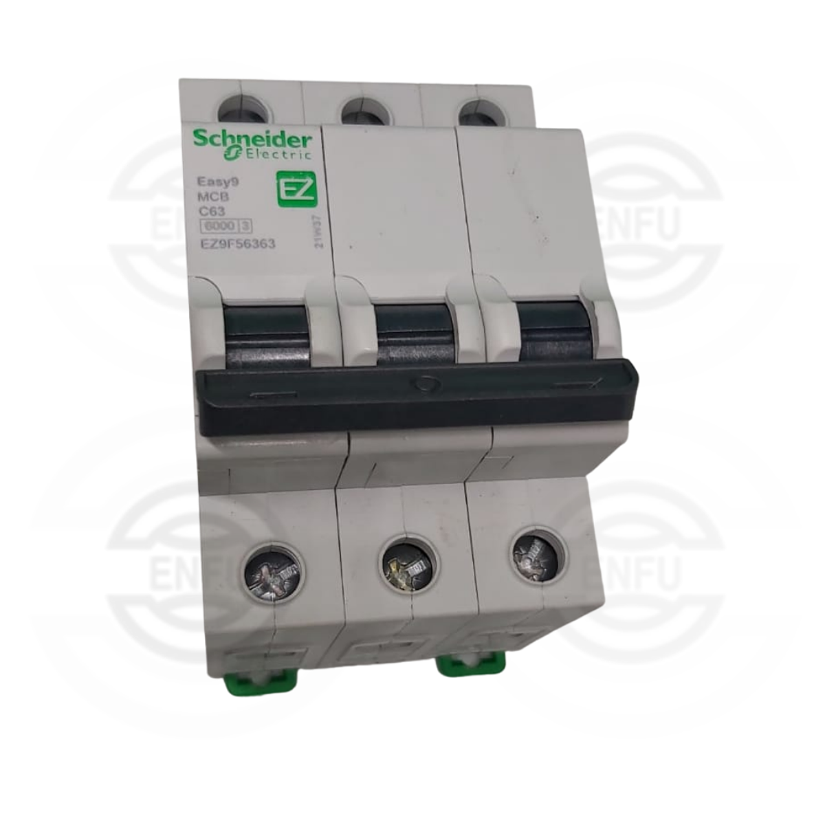 Interruptor automático trifásico 3P 63A C 6000A Easy 9 MCB