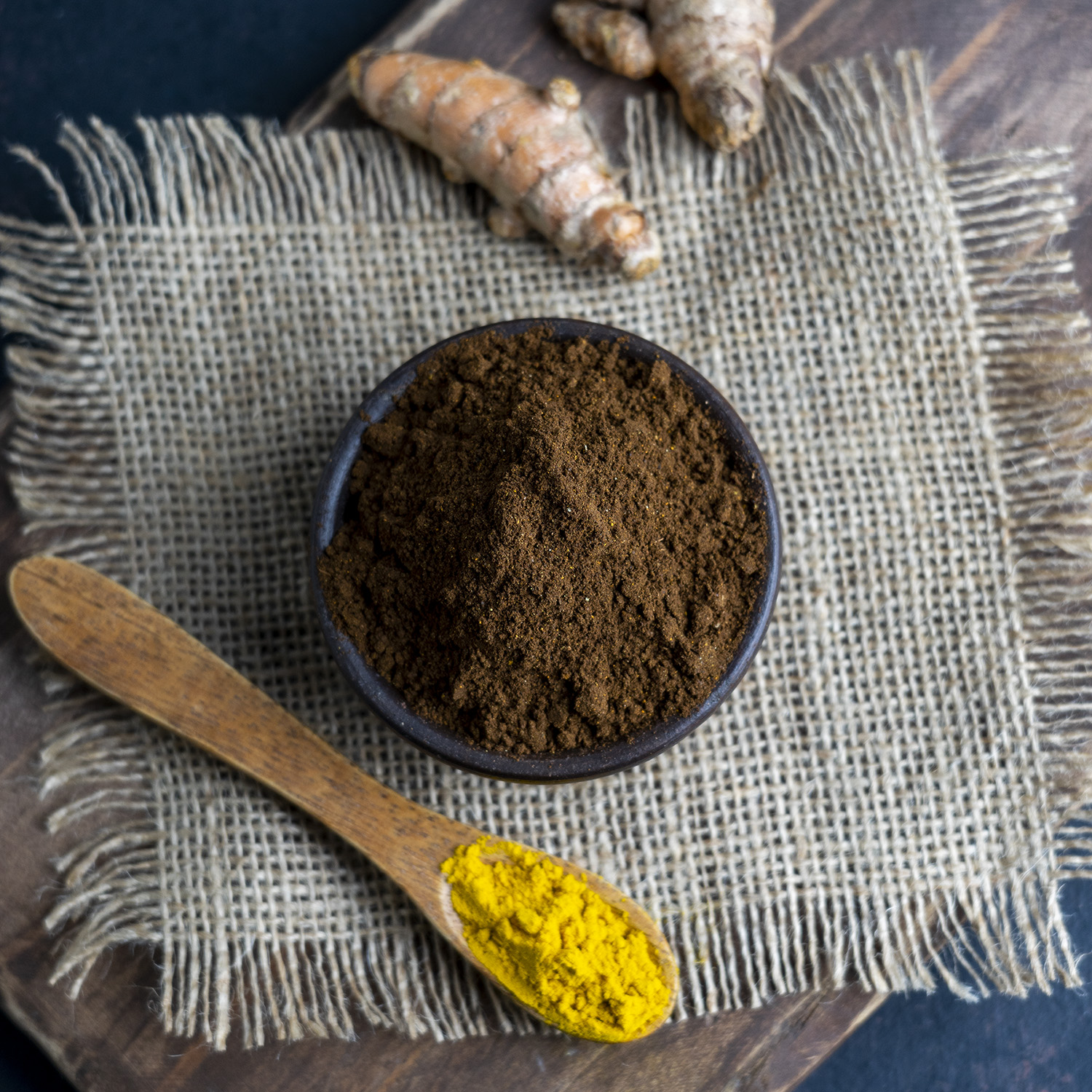 Café de cebada a la curcuma