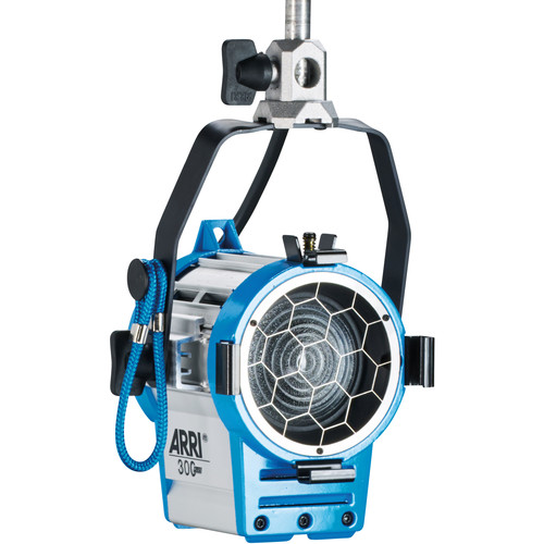 Arriendo de Fresnel Arri 300w