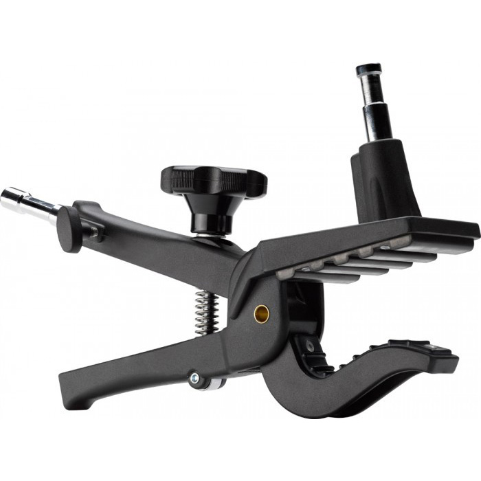 Arriendo de Pelican Gaffer Grip Avenger C500