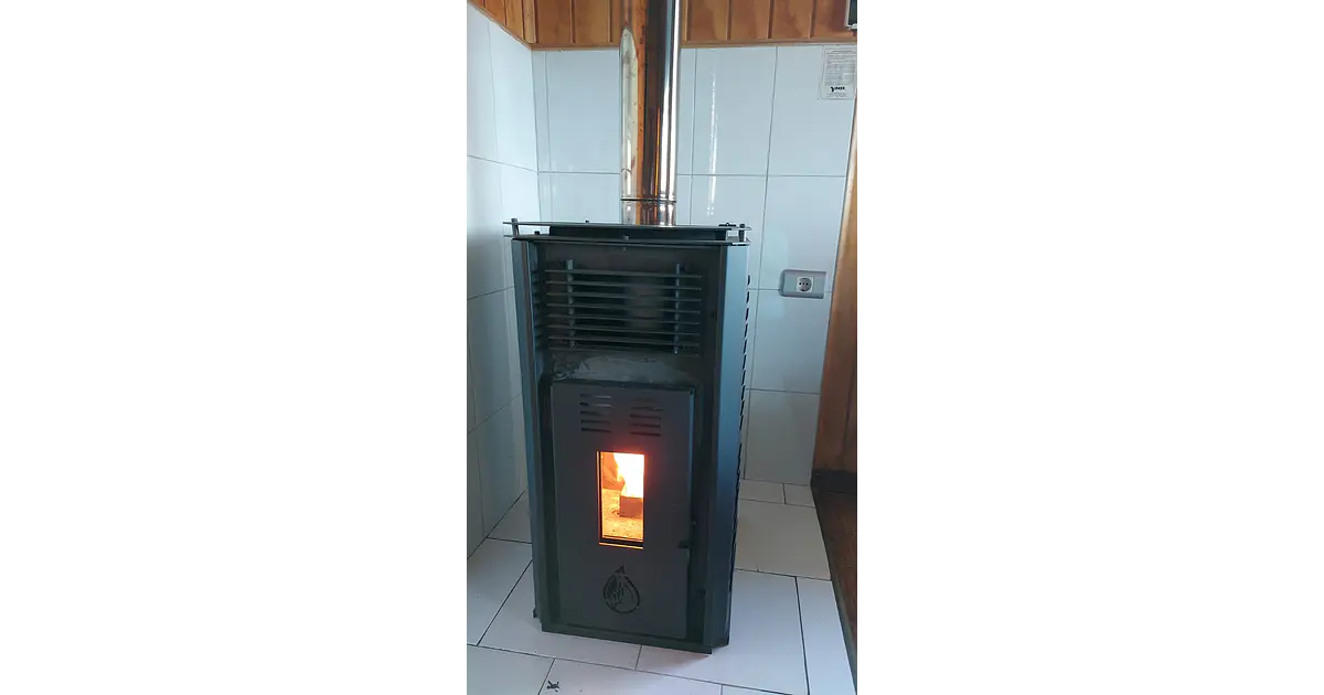 Estufa a Pellet Tremn‑Eco sin electricidad | Flameco Chile