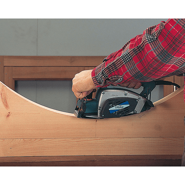 Plaina para Curvas 700W CE96H VIRUTEX (EXCLUSIVO ONLINE)