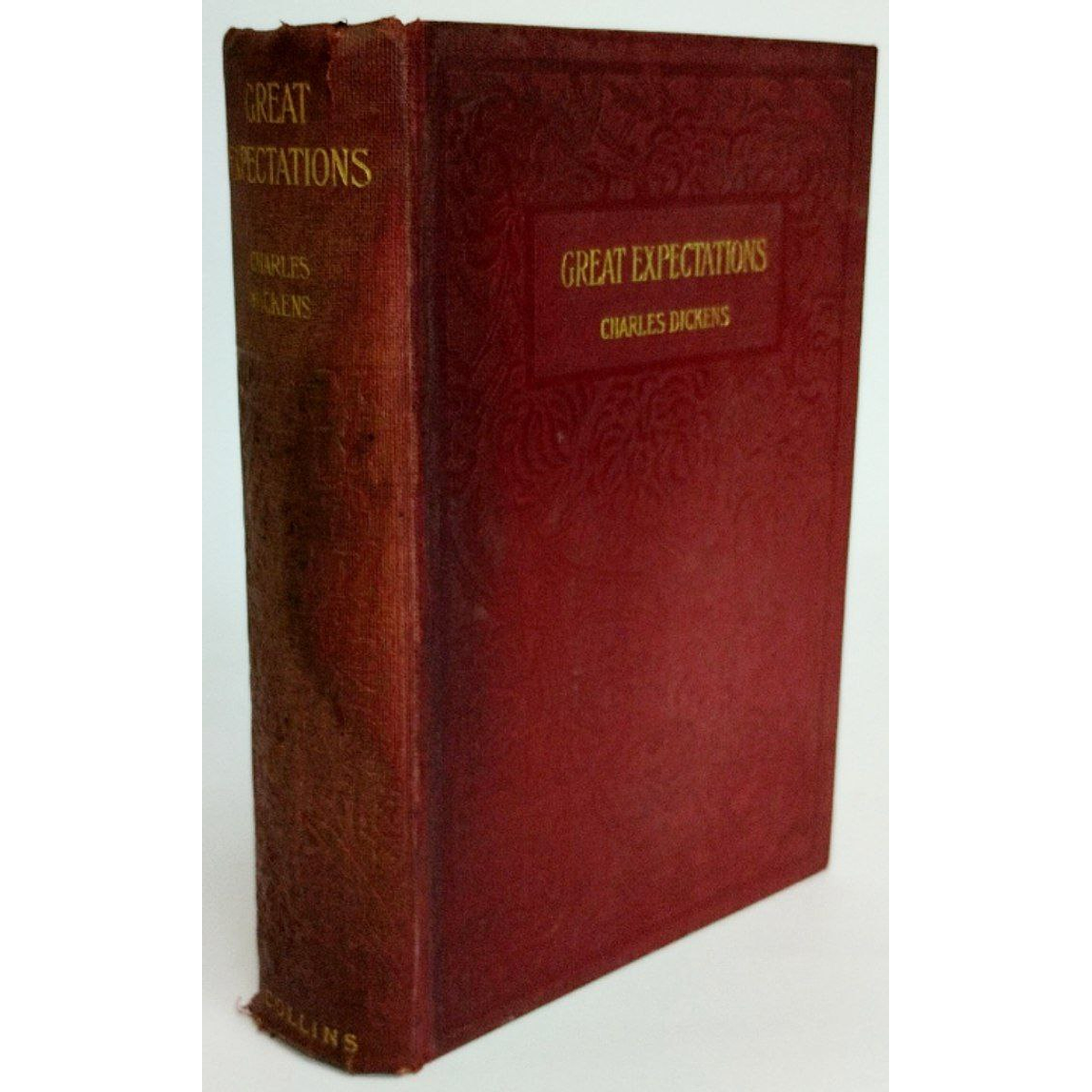 Charles Dickens. Great Expectations. (English)