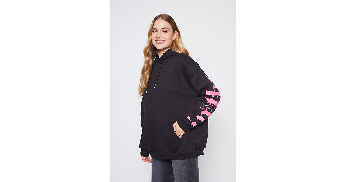 Polerón Mujer Negro letras Family Shop