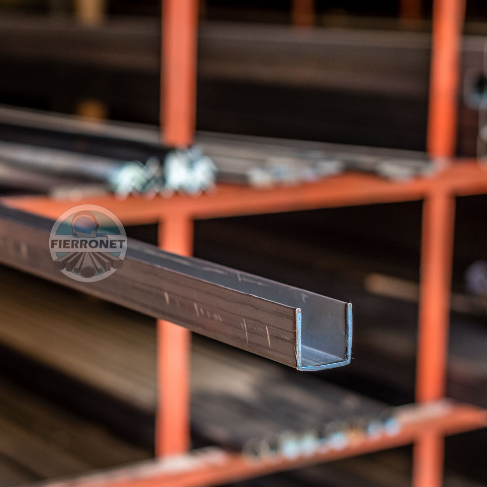 Canal 40x40x2,0x6000mm.