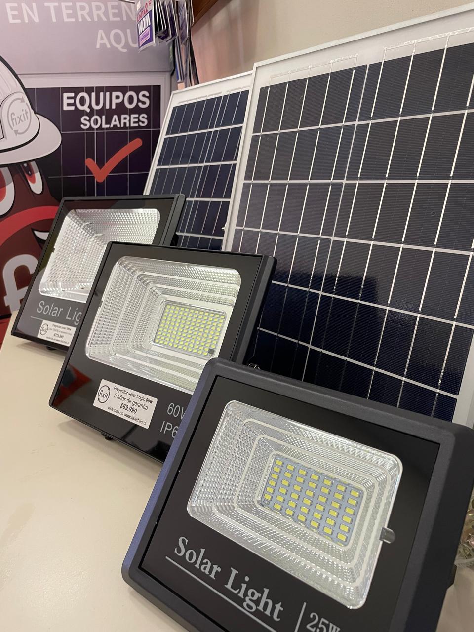 Proyector solar LED 100w línea profesional