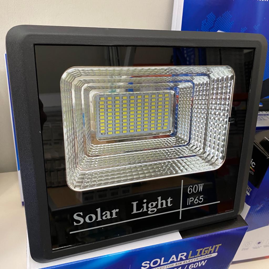 Proyector solar LED 60w línea profesional
