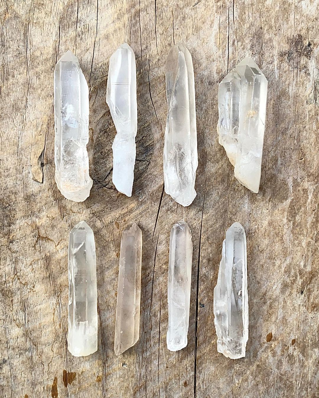 Punta natural de Cuarzo Cristal