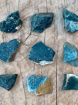 Jaspe Cocodrilo en bruto proveniente de Madagascar