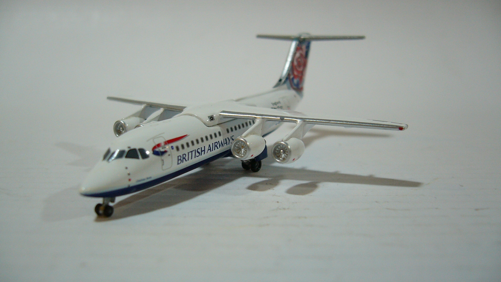 Avión Colección RJ 146-100 British 1/400