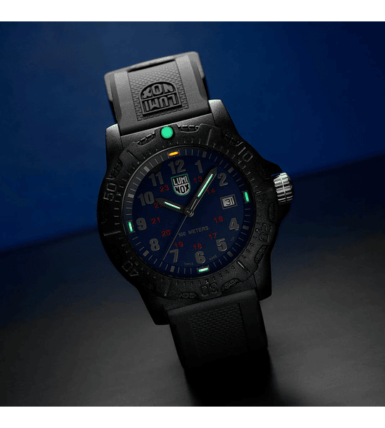 Reloj Luminox Manta Ray X2.2033: Esfera Azul, CARBONOX™