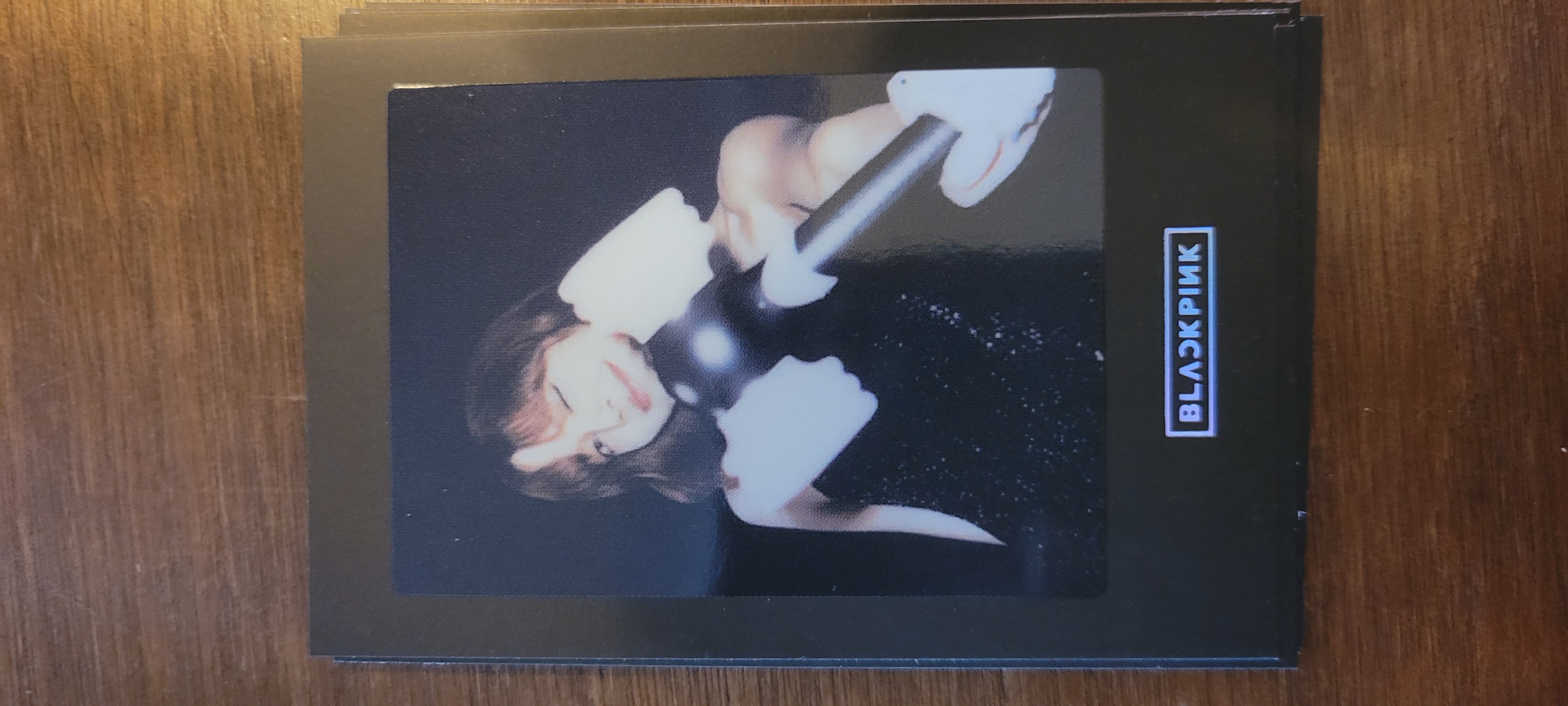 (PC) - BORN PINK (special photocard born pink lightstick)- L